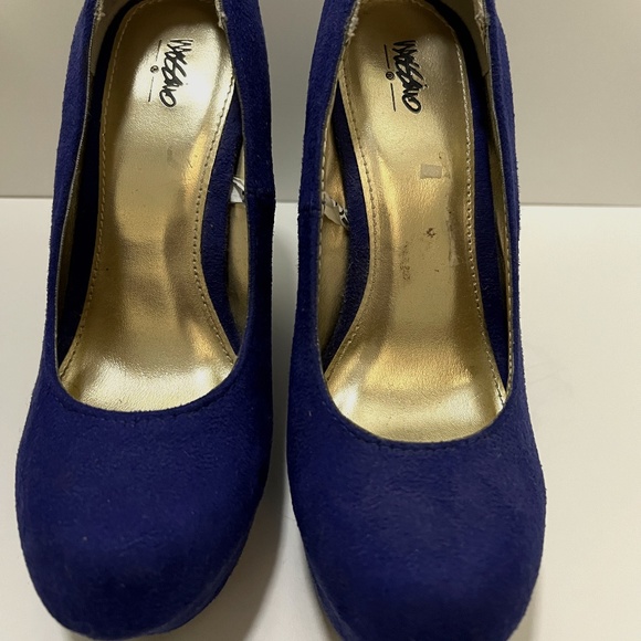 Mossimo Supply Co. | Shoes | Mossimo Blue Pumps | Poshmark